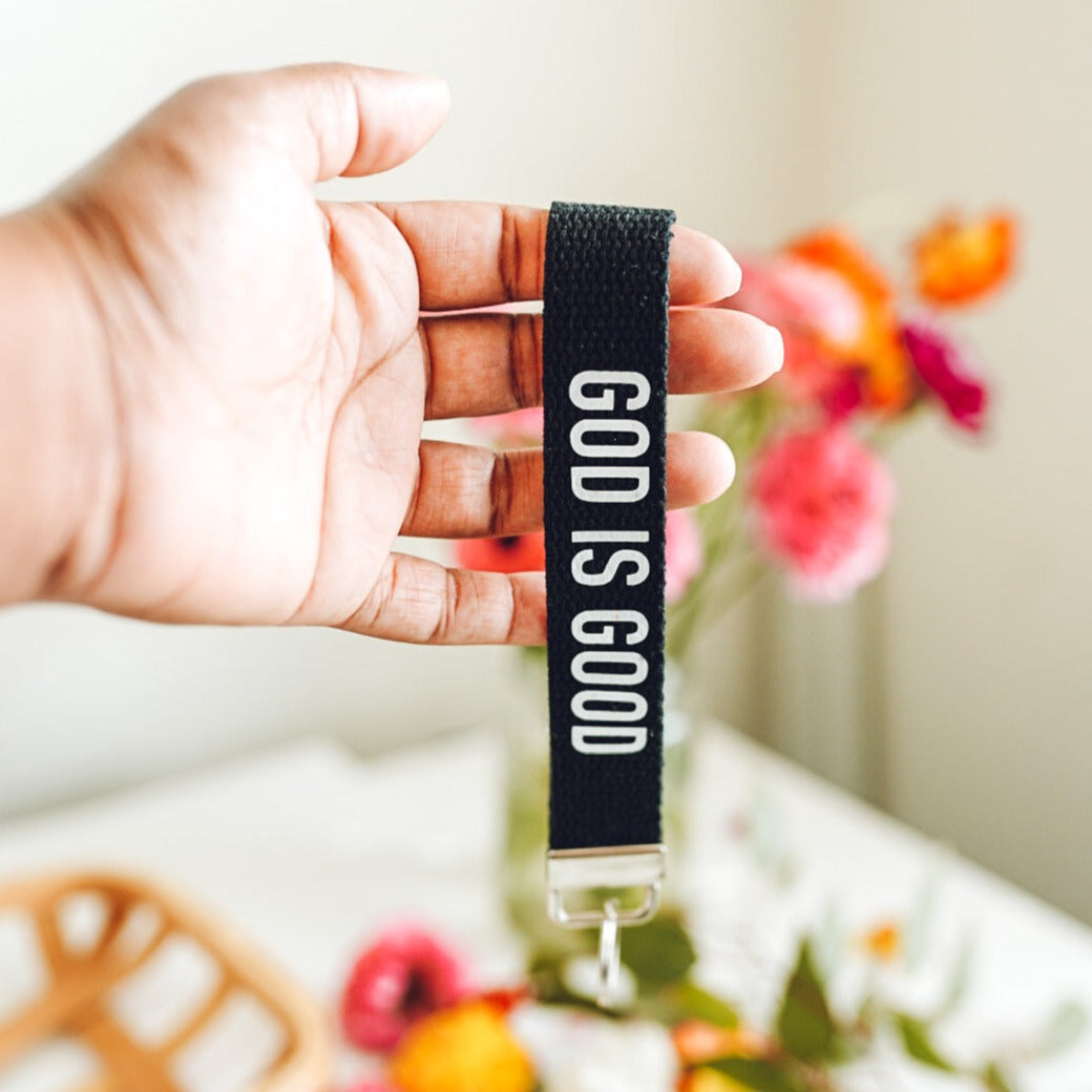 God Is Good Keychain – Isabela Schielke Studio